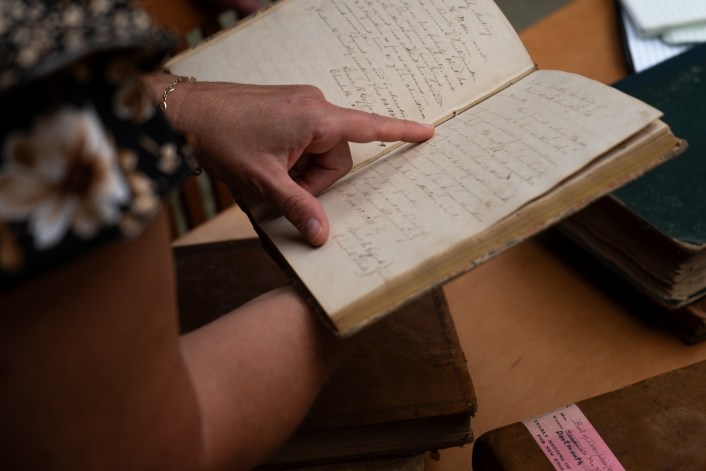 Four years and 6,000 handwritten pages later, a peek into Quaker ...