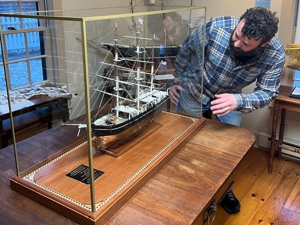 Unveiling of the Wanderer Model - The New Bedford Light