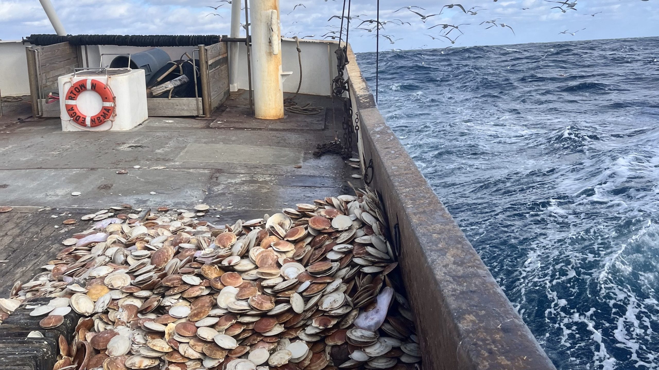 New Bedford fishermen assail continued closure of Northern Edge scallop ...