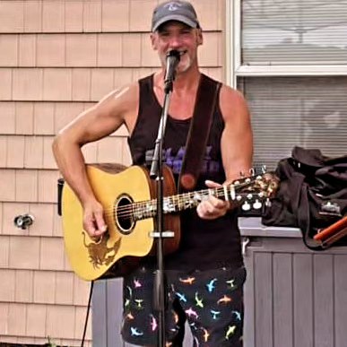 Rich Brewer at Bittersweet Farm - The New Bedford Light