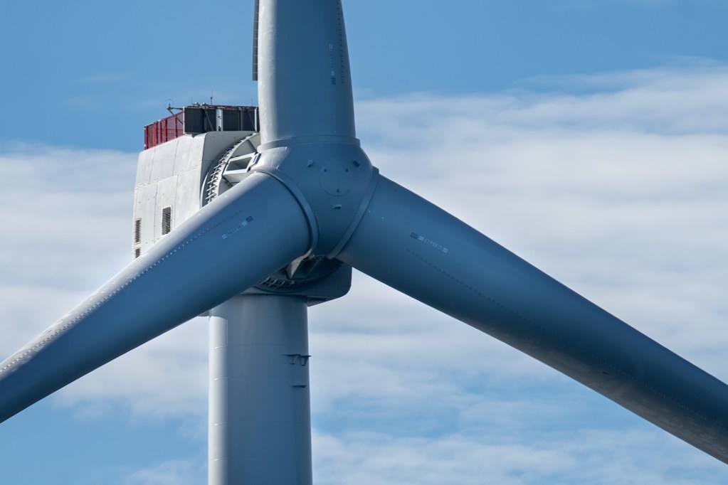 When will Vineyard Wind be finished? - The New Bedford Light