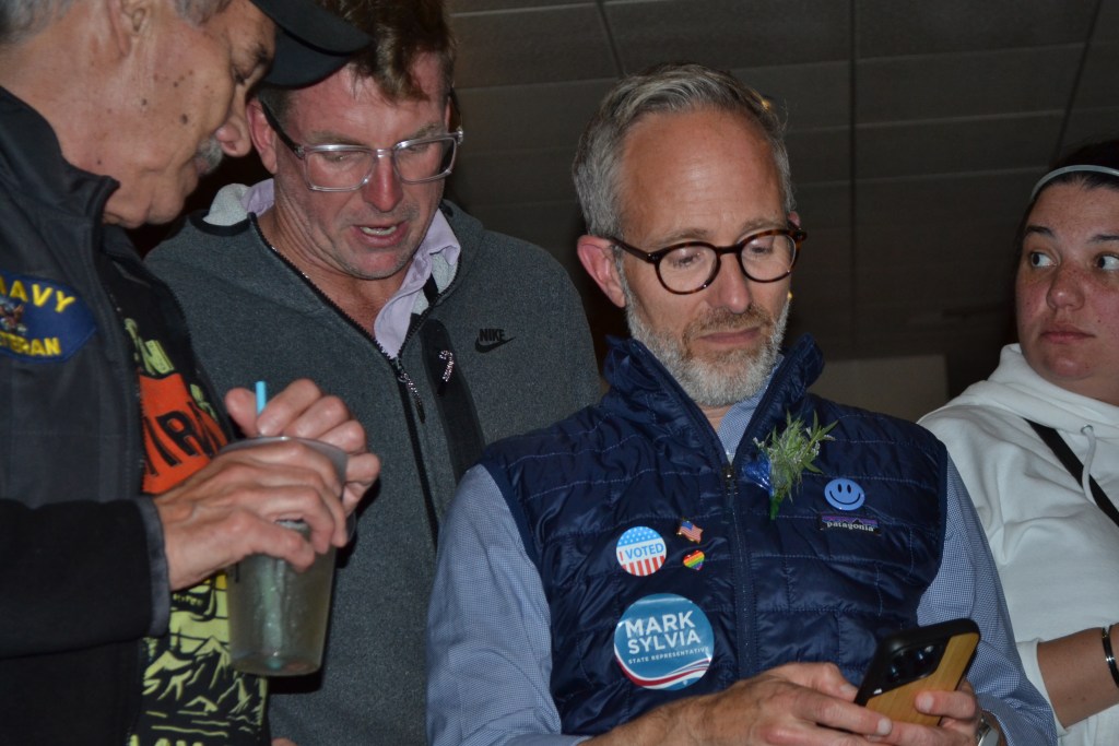 Mark Sylvia beats Joe Pires in 10th Bristol State House race - The New ...
