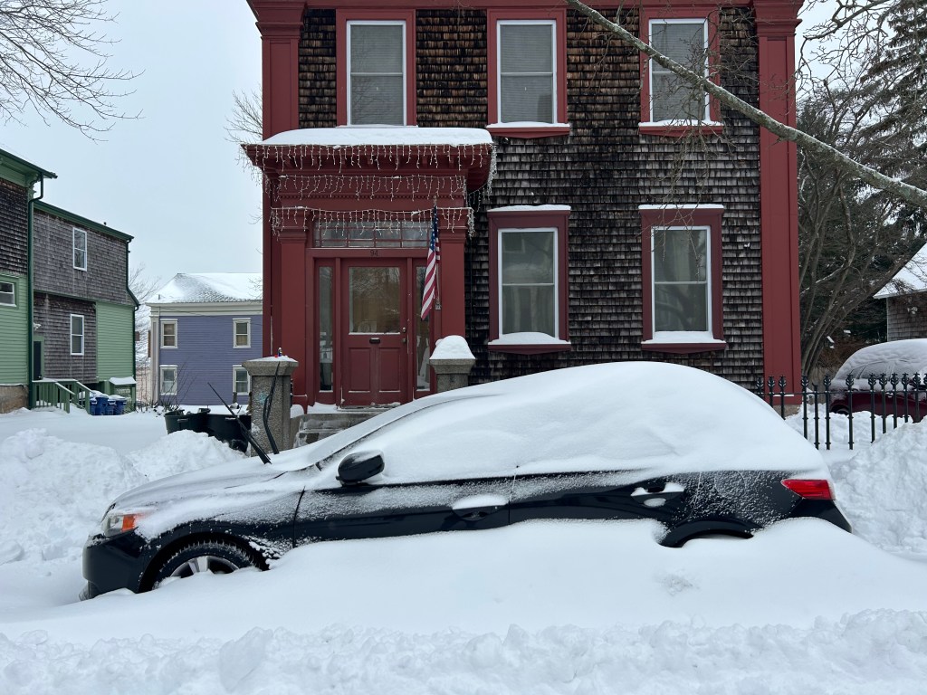 New Bedford weathers mammoth snowfall - The New Bedford Light